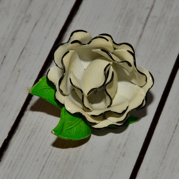 Vintage | Jewelry | Vintage Jewelry 3d Dimensional Flower Brooch Pin ...